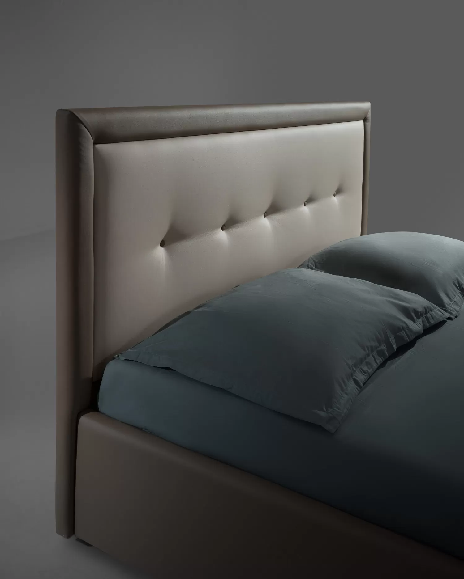 Pat Dormitor Chloe Tortora Beige 160*200, Studio Casa + Somiera fixa, cadru metalic, cu lamele ...